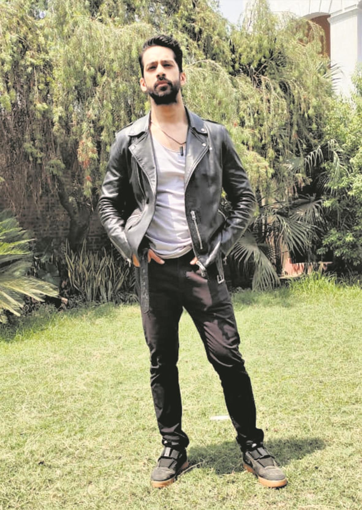 Karan Vora to play a cop - The Tribune