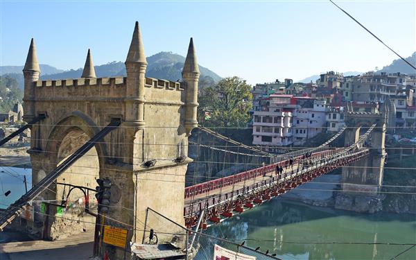 British-era bridge in Mandi faces neglect - The Tribune