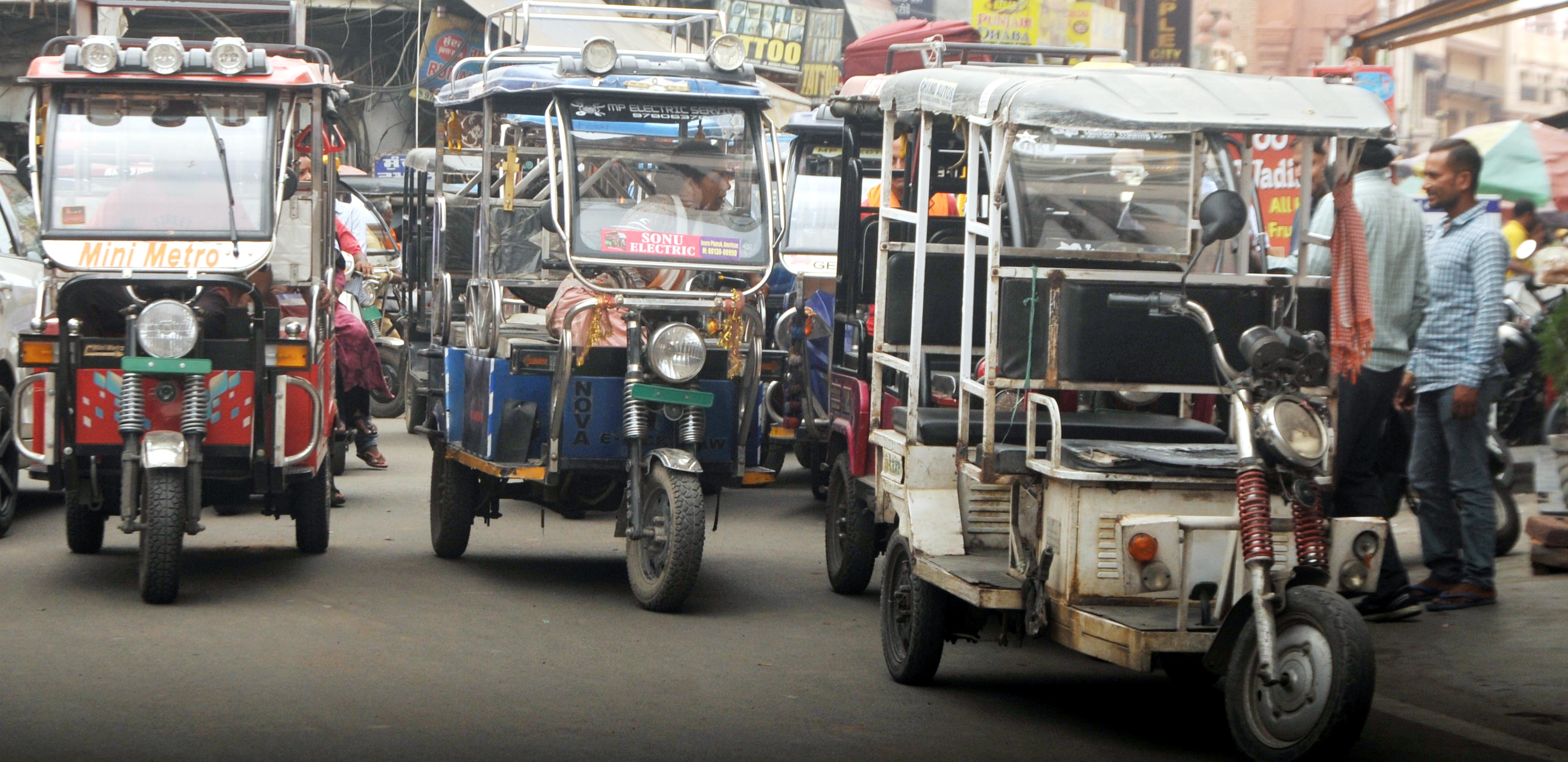 e-rickshaws causing traffic congestion in Amritsar - The Tribune