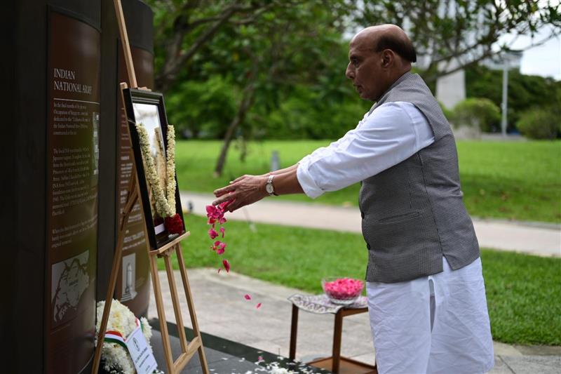 Rajnath lays wreath at INA memorial at Singapore - The Tribune