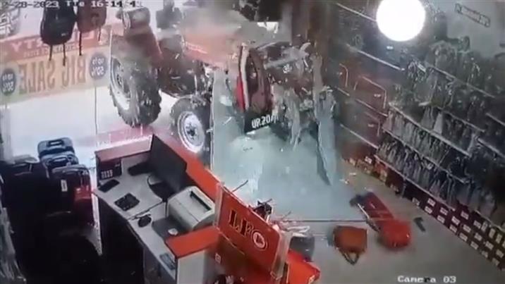 Viral video: Tractor in UP goes on rampage, starts up on its own and ...