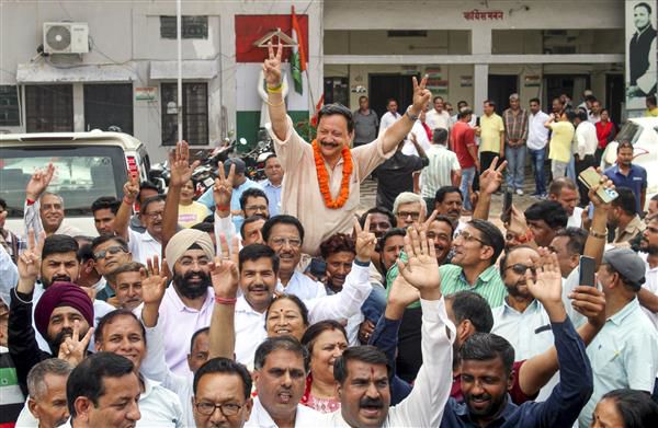 Uttarakhand byelection: Congress wins Manglaur seat, retains Badrinath ...