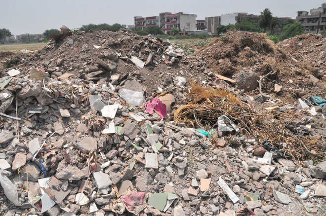 Gurugram: Proposed dumping yard for C&D waste at Baliawas faces opposition - The Tribune