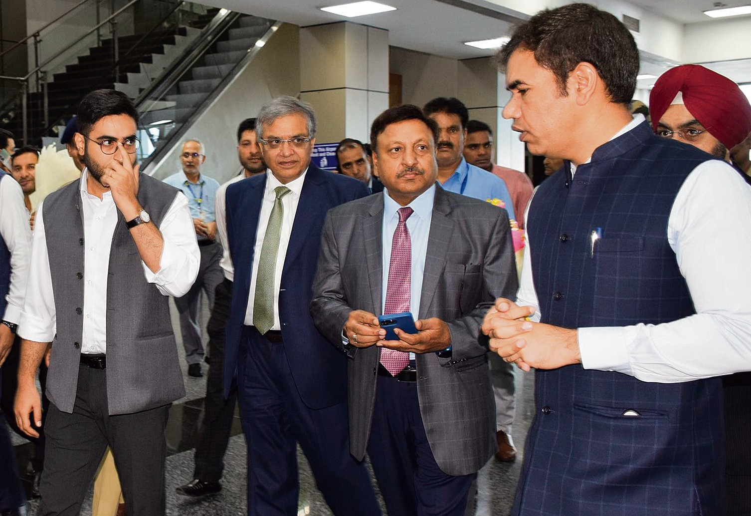 Assembly elections: Election Commission team visits Valley to review ...