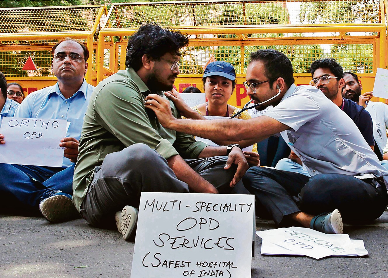 Docs offer OPD services outside Nirman Bhawan - The Tribune