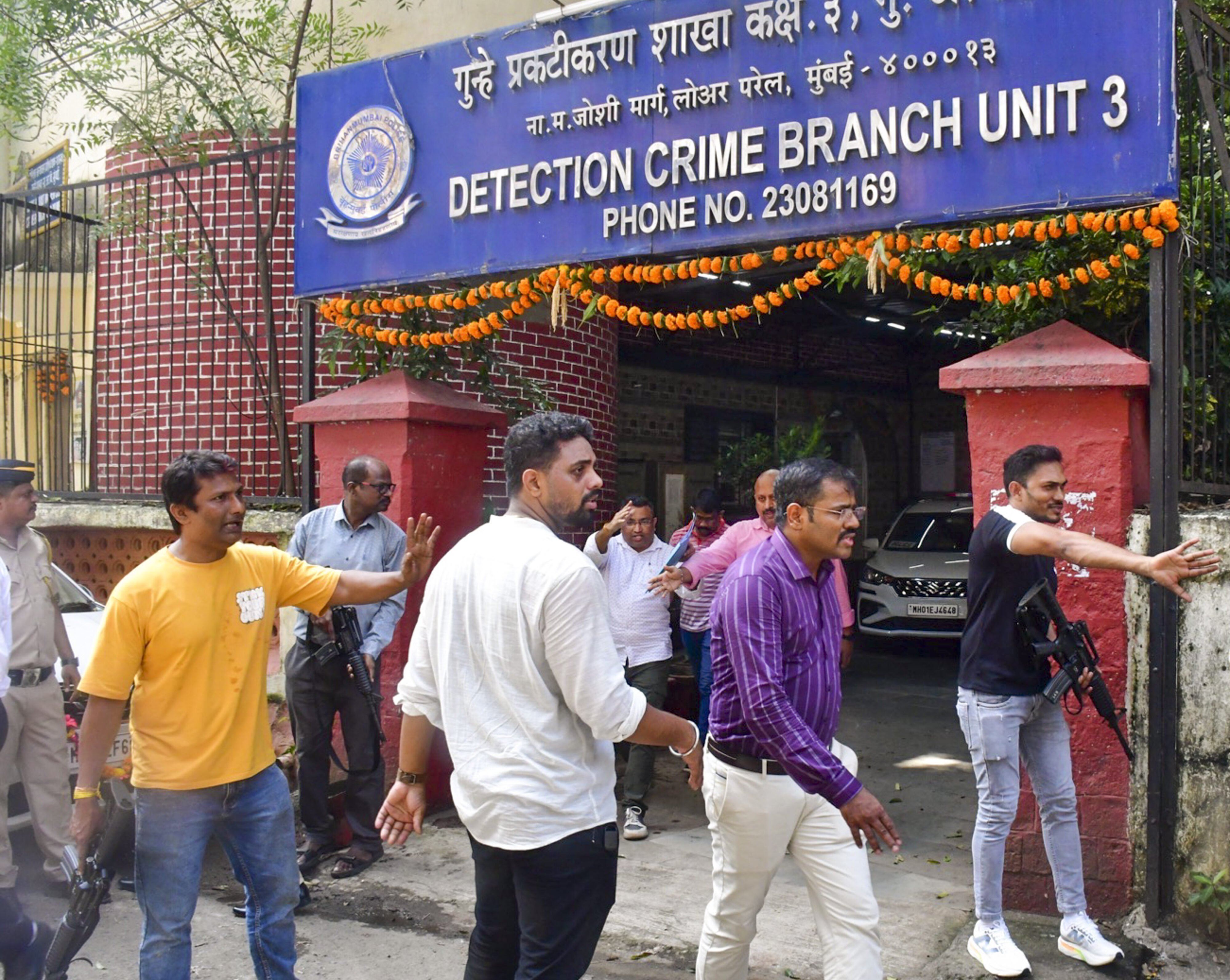 Siddique killing: Police probing role of Lawrence Bishnoi gang, 15 ...