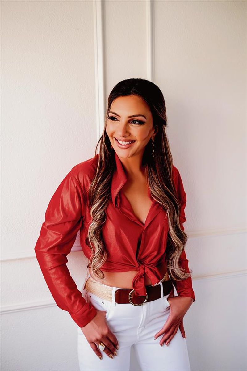 L'acteur Somy Ali invite Lawrence Bishnoi pour un appel Zoom - News 24